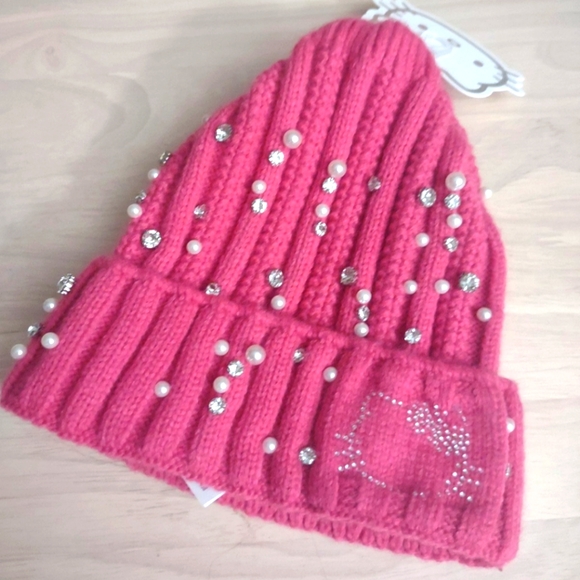 Hello Kitty | Accessories | Hello Kitty 5th Anniversary Crystal Pearl ...